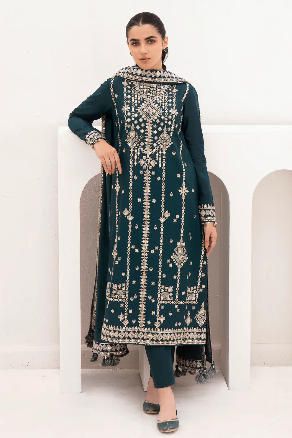 EMBROIDERED UNSTITCHED – PULK